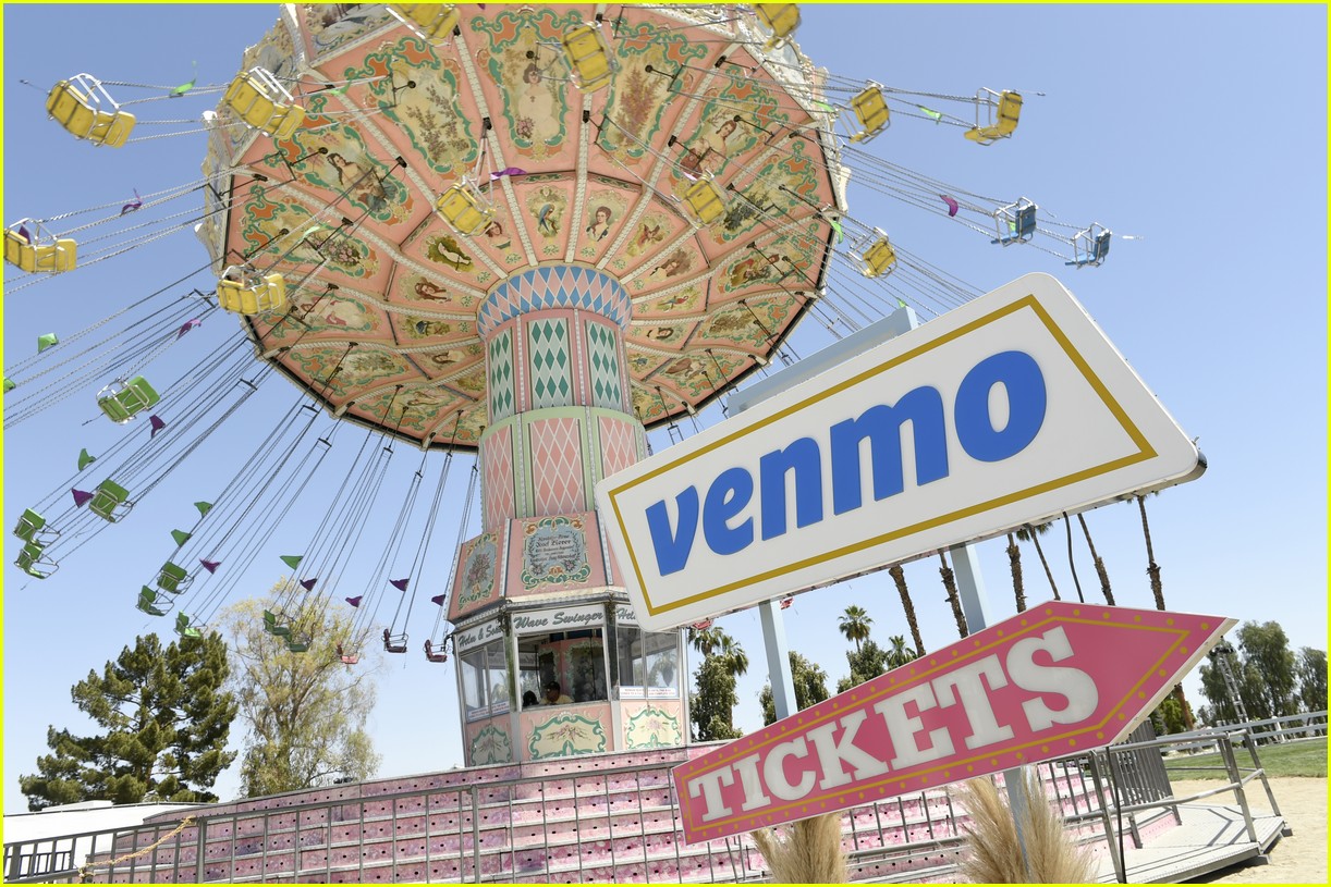 Revolve Festival Responds to Fyre Festival Comparisons After ...