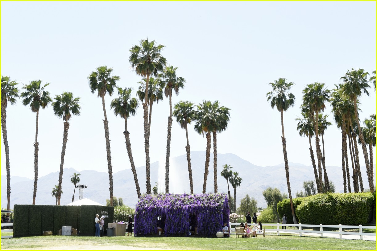 Revolve Festival Responds to Fyre Festival Comparisons After ...