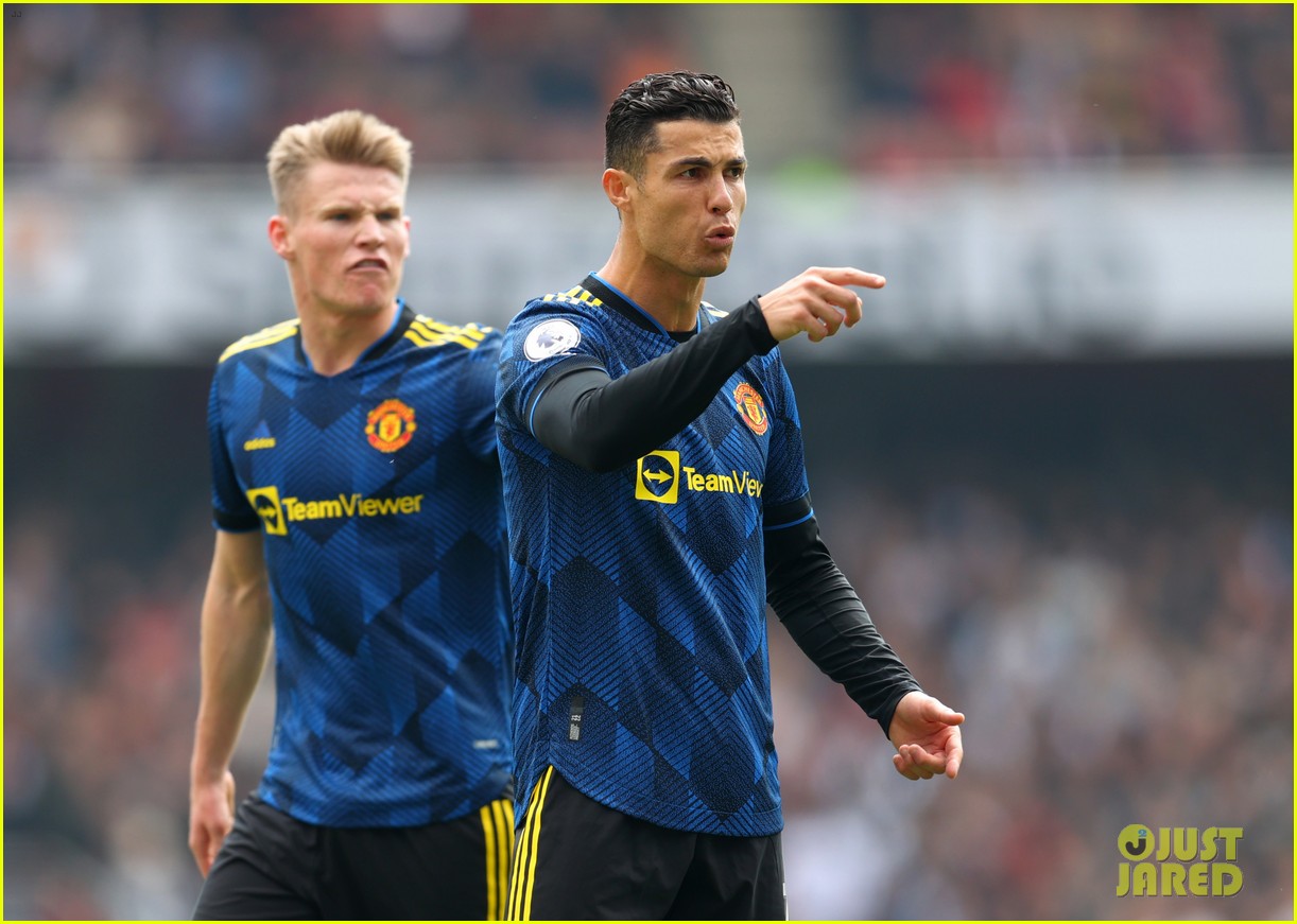 Cristiano Ronaldo Plays in First Soccer Game After Son's Death: Photo ...