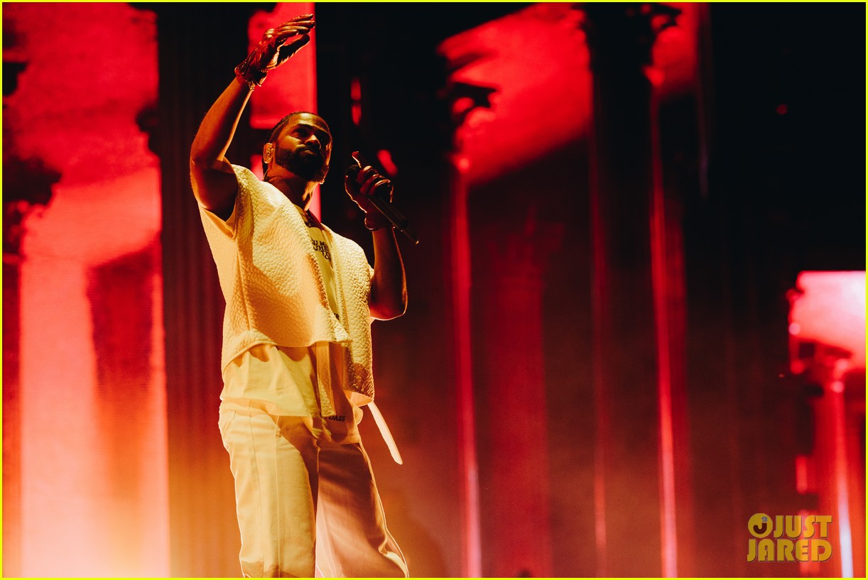 Big Sean Reacts to a Report About Harry Styles' Crowd at Coachella 2022 ...