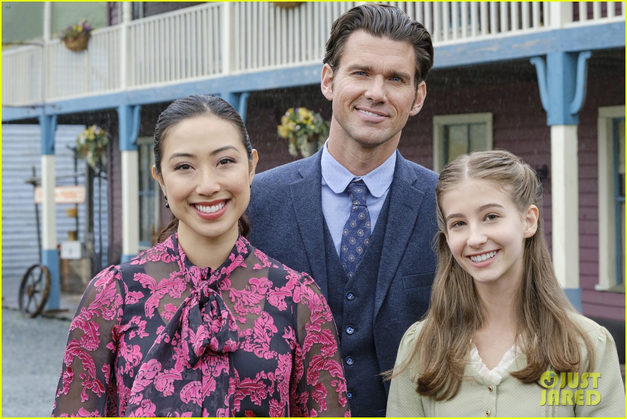 'When Calls The Heart' Star Amanda Wong Has Done Something That Not A ...