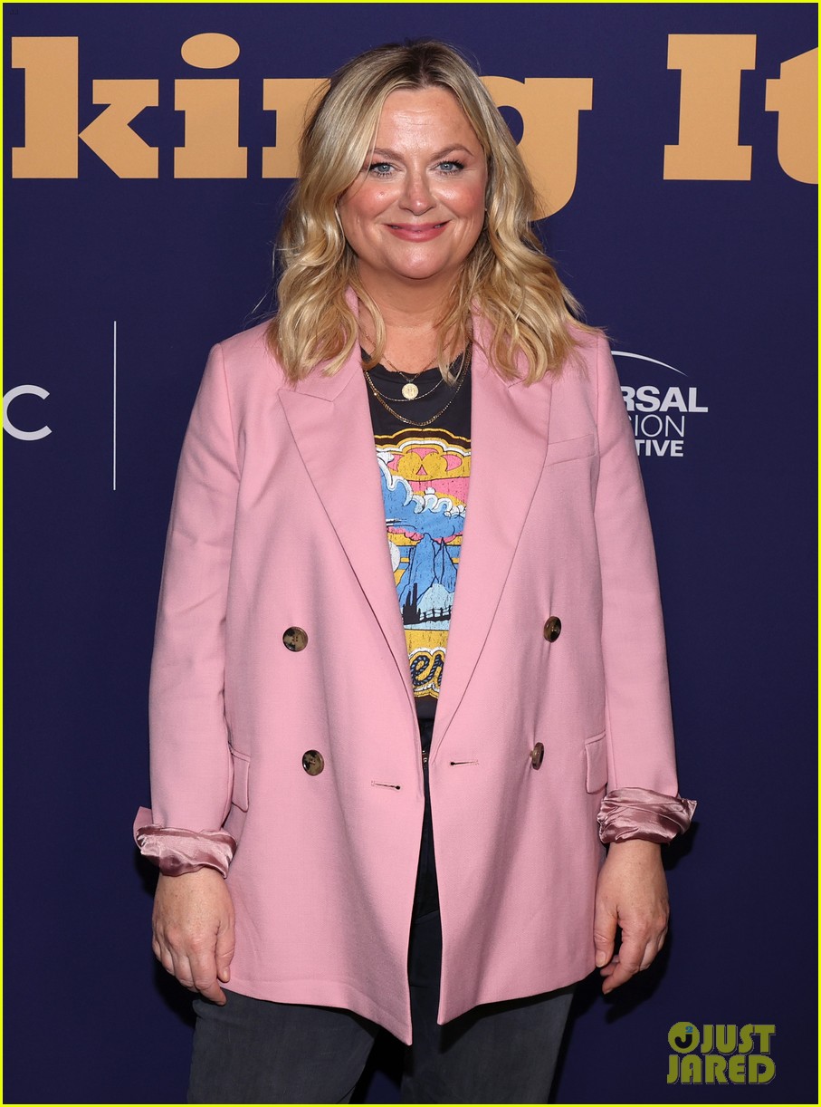 Amy Poehler Is Pretty in Pink at NBCU FYC House's 'Baking It/Making It ...