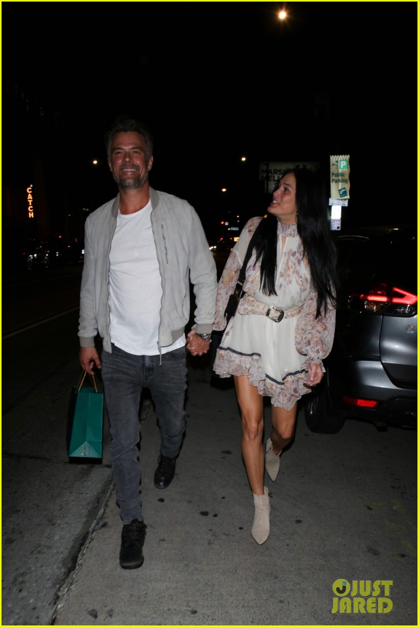 Josh Duhamel Talks About Wedding Plans with Fiancee Audra Mari, Plus ...