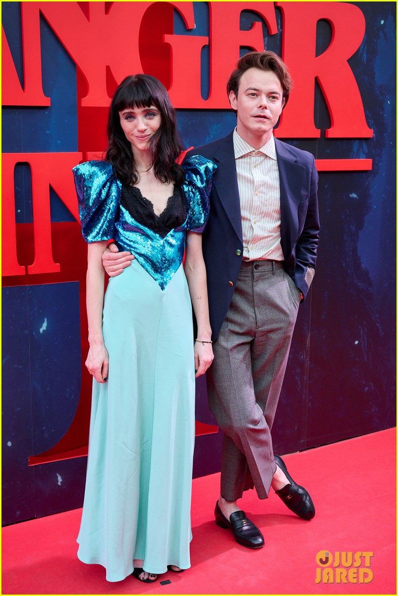 Stranger Things' Real-Life Couple Natalia Dyer & Charlie Heaton Are So ...