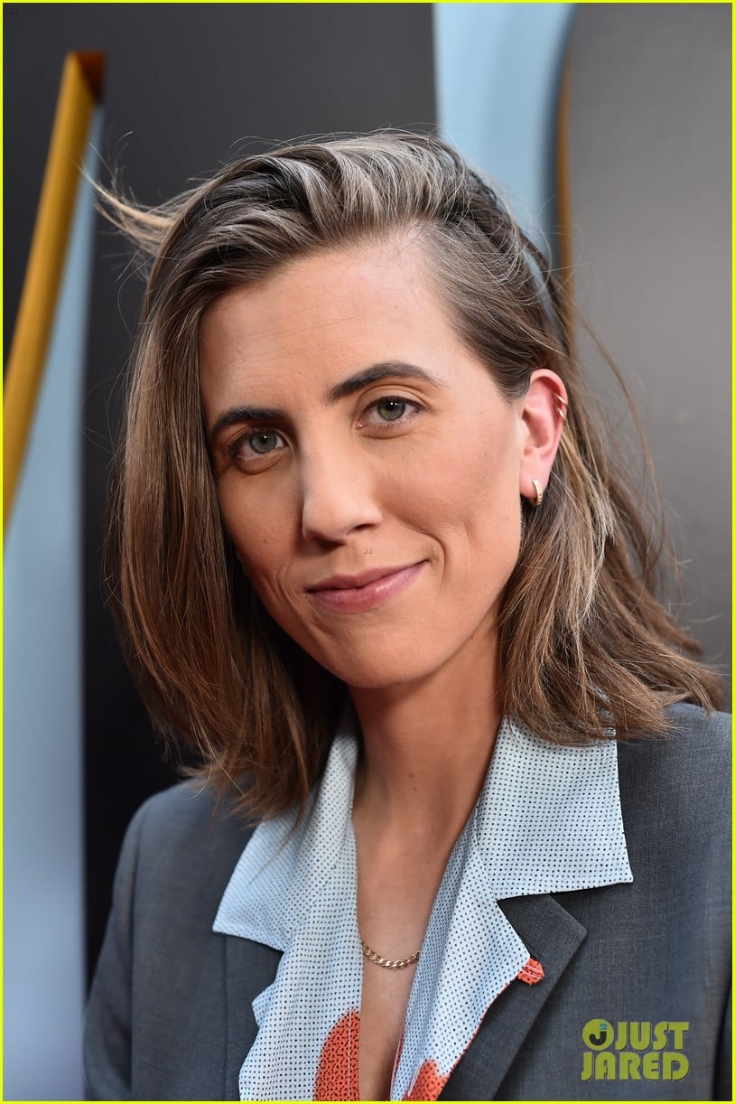 Ellen Pompeo Joins Her 'Grey's Anatomy' Co-Stars for 400th Episode ...