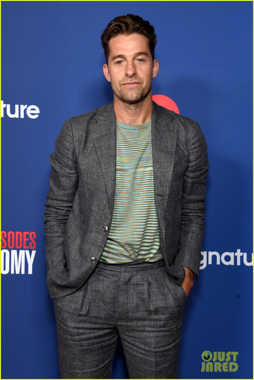 Ellen Pompeo Joins Her 'Grey's Anatomy' Co-Stars for 400th Episode ...