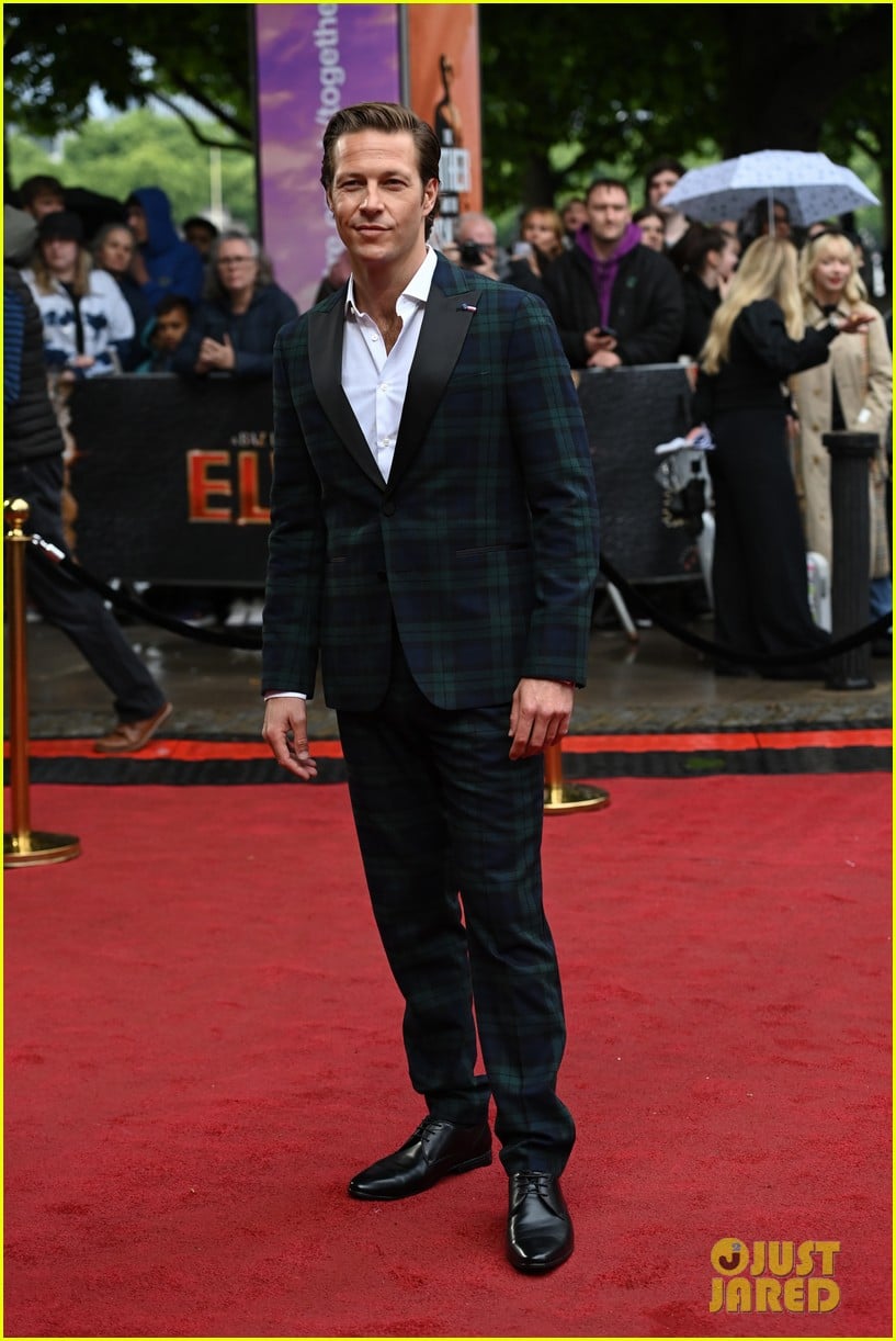 Austin Butler, Tom Hanks & More Bring Their 'Elvis' Movie to London ...