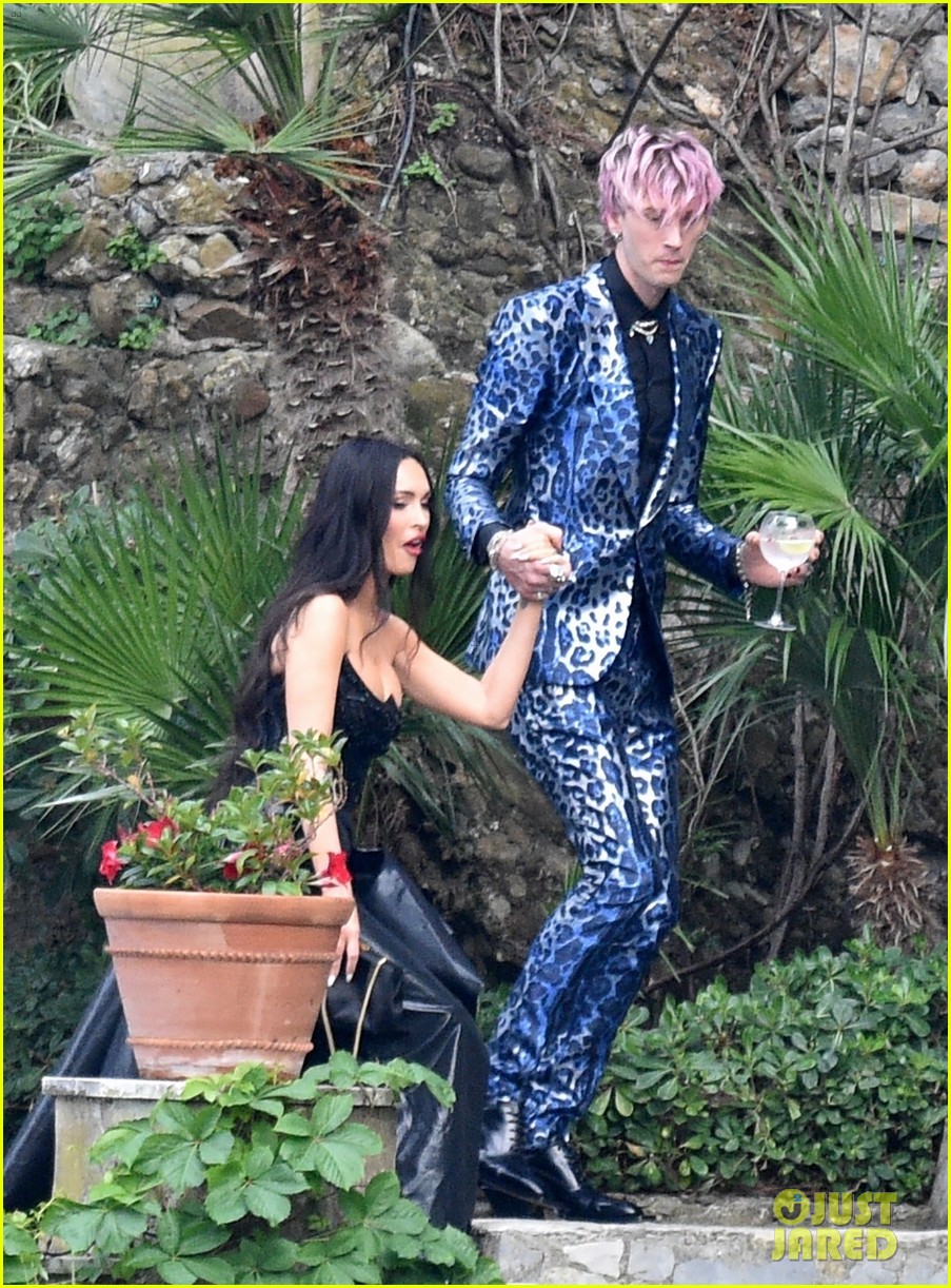 Machine Gun Kelly Wears Blue Leopard-Print Suit to Travis Barker ...