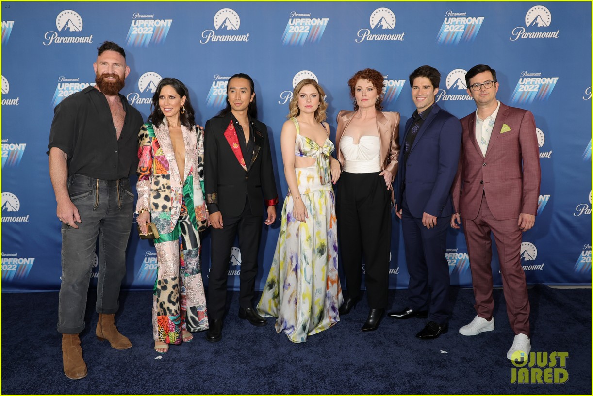 'Ghosts' Star Rose McIver Speculates If Mark Hamill Could Play Her ...