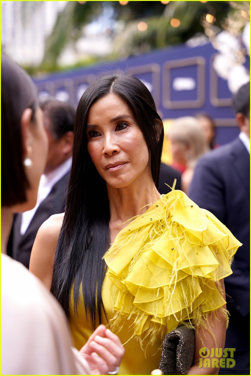 Michelle Yeoh & Mindy Kaling Honored at Gold House's 2022 Gold Gala ...