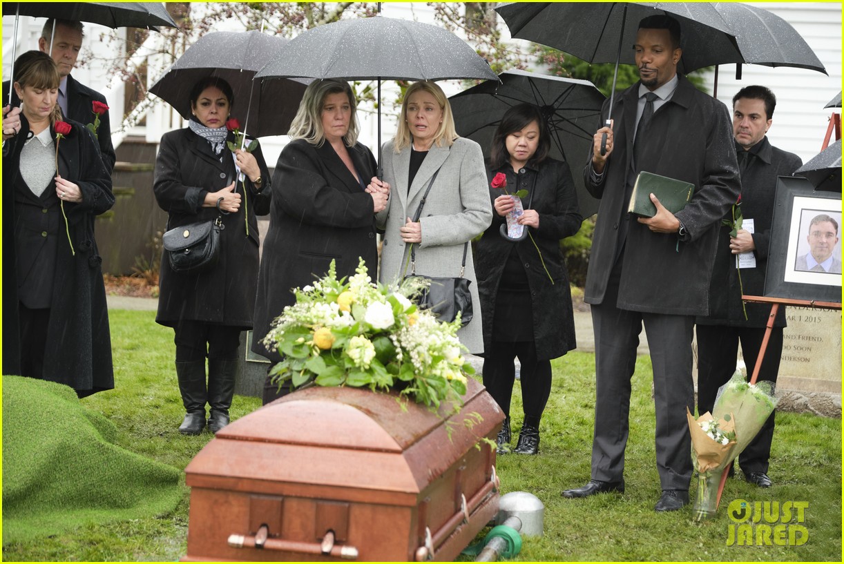 Aimee Teegarden Doubts Herself as a Doctor in Hallmark's New Movie ...