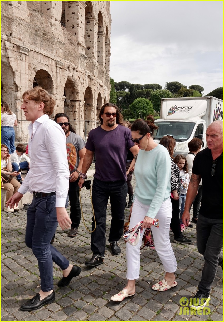 Jason Momoa Was Blown Away By The Sight of The Colosseum in Rome & His ...