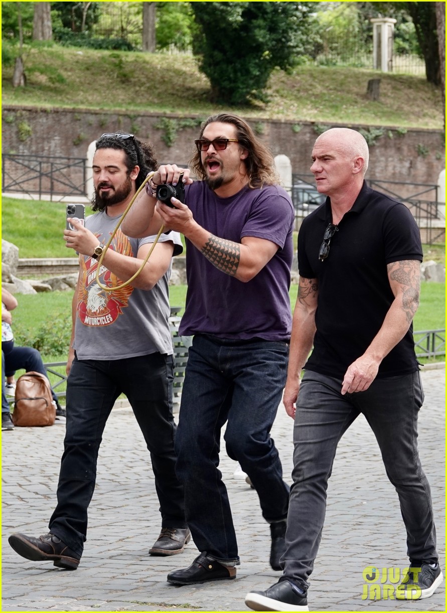 Jason Momoa Was Blown Away By The Sight of The Colosseum in Rome & His ...