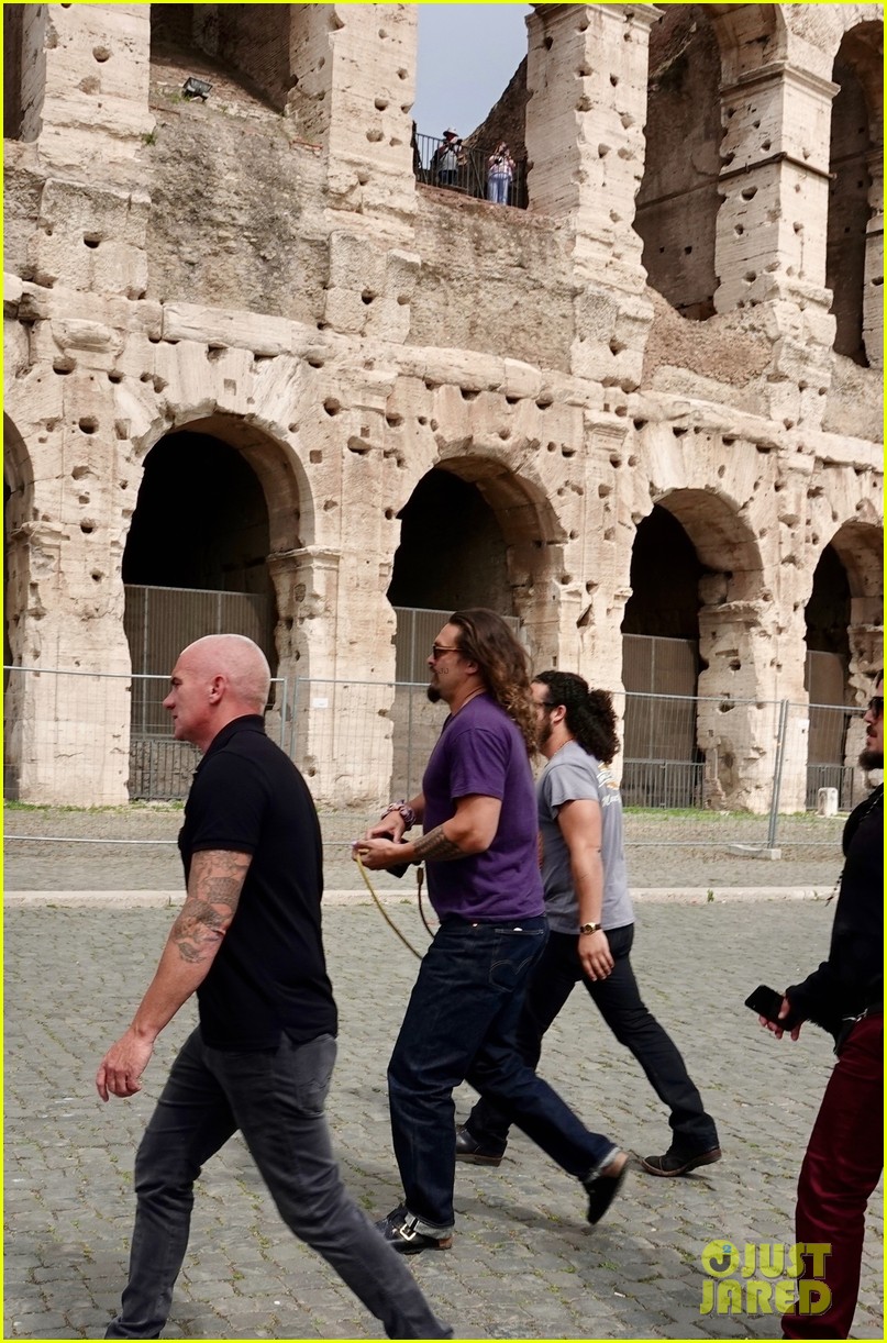 Jason Momoa Was Blown Away By The Sight of The Colosseum in Rome & His ...