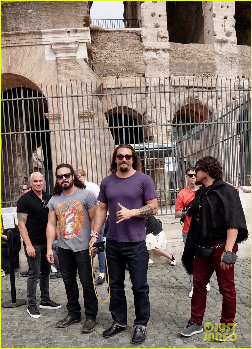 Jason Momoa Was Blown Away By The Sight of The Colosseum in Rome & His ...