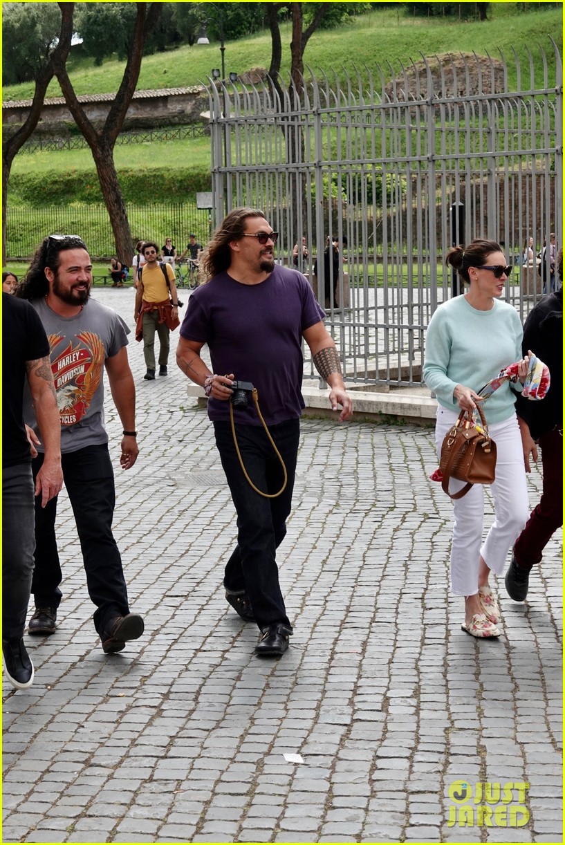 Jason Momoa Was Blown Away By The Sight of The Colosseum in Rome & His ...