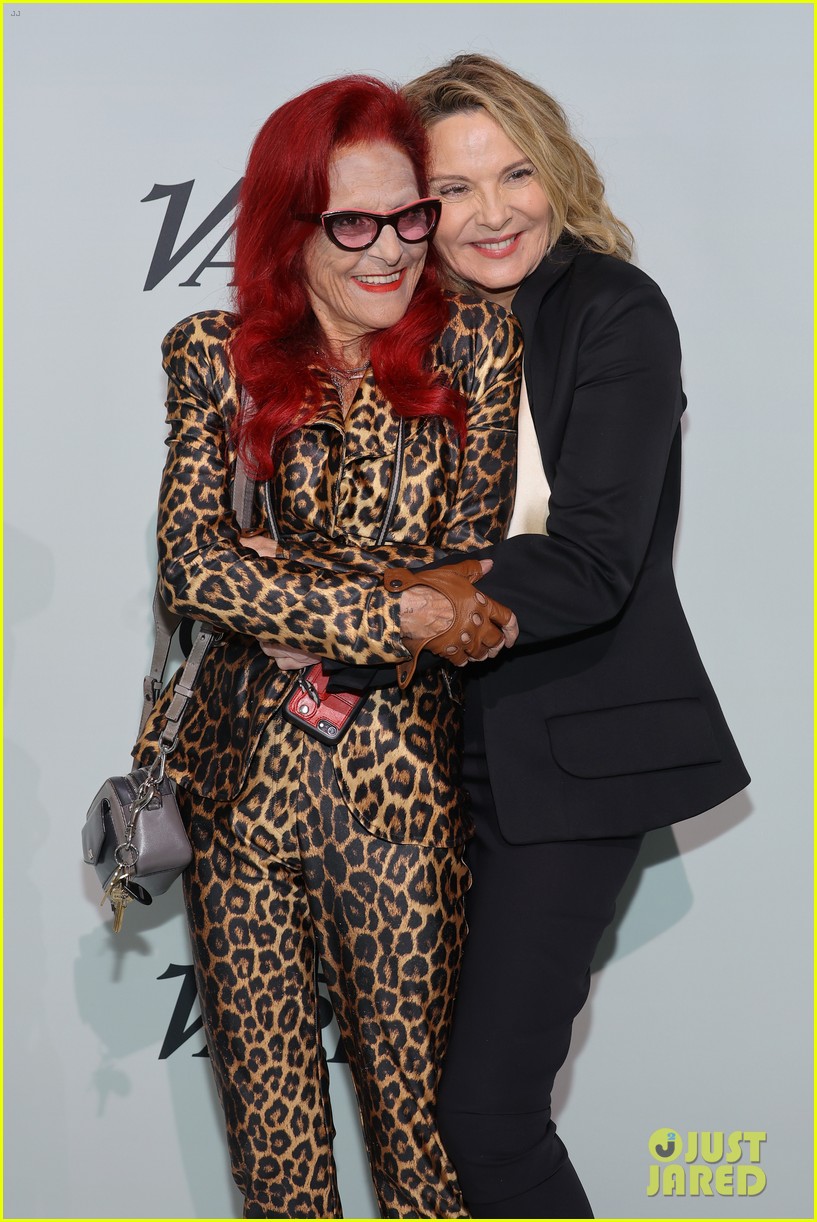 Kim Cattrall Reunites With 'Sex & The City's Patricia Field, Darren ...