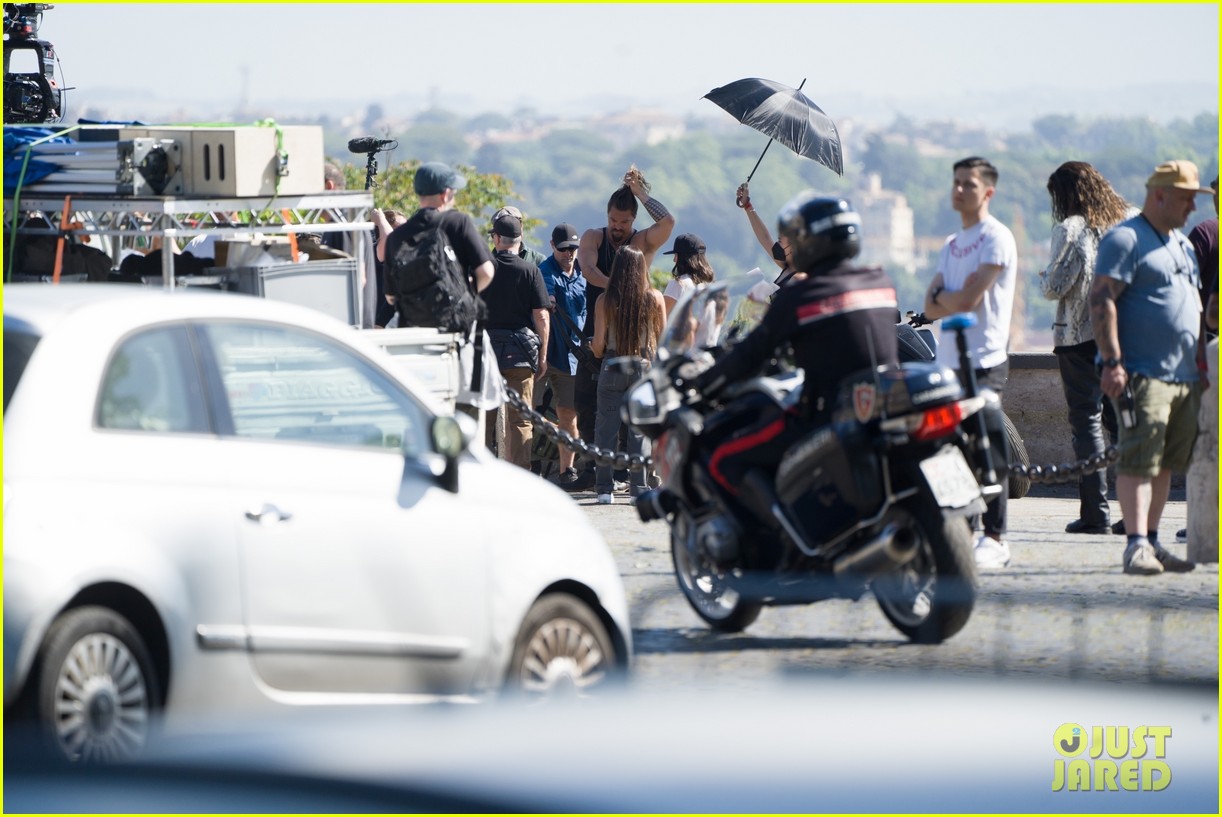 Jason Momoa Spotted Filming 'Fast X' Scenes in Rome With His Body ...