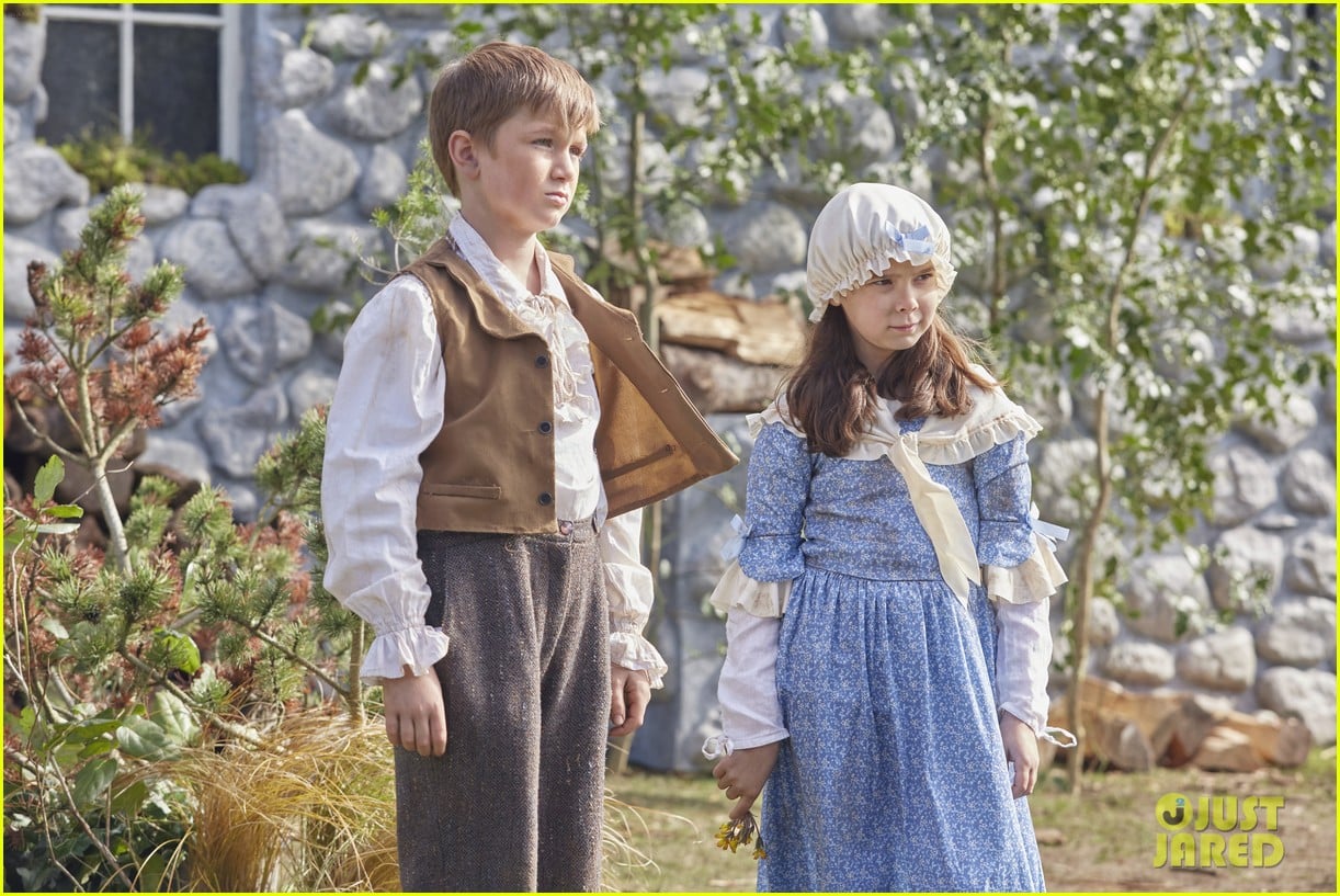 Niall Matter Reveals The Process of Becoming Rip Van Winkle For ...