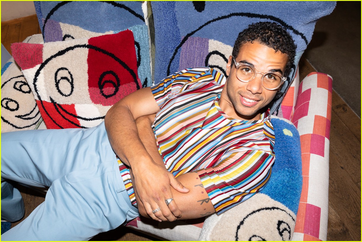 Pablo Schreiber, Matt Rogers, & More Gather to Celebrate Paul Smith's ...