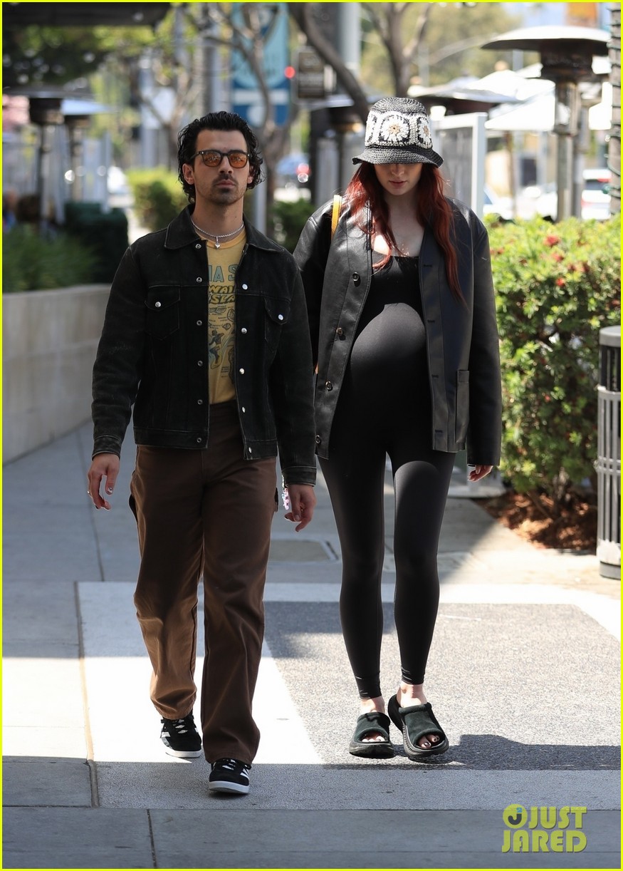 Sophie Turner Reveals Why She Didn't Reach Out To Margaret Ratliff For ...