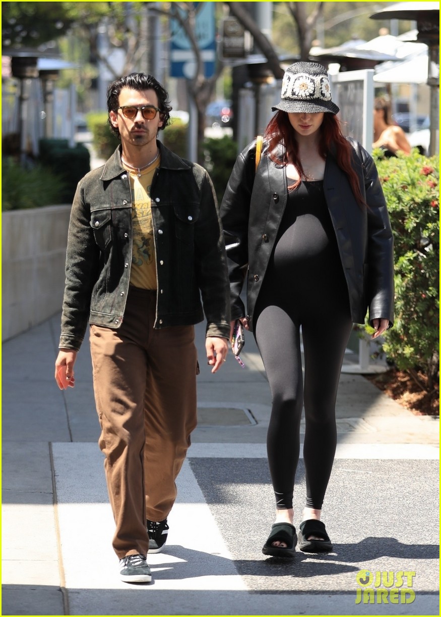 Sophie Turner Reveals Why She Didn't Reach Out To Margaret Ratliff For ...