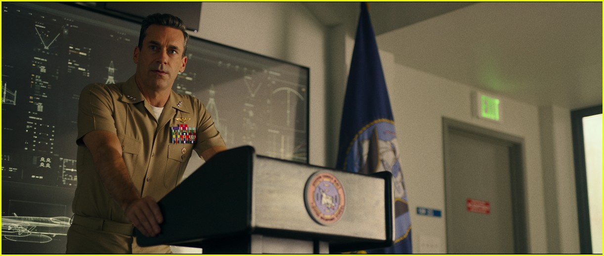 Is There a 'Top Gun: Maverick' End Credits Scene? Details Revealed ...