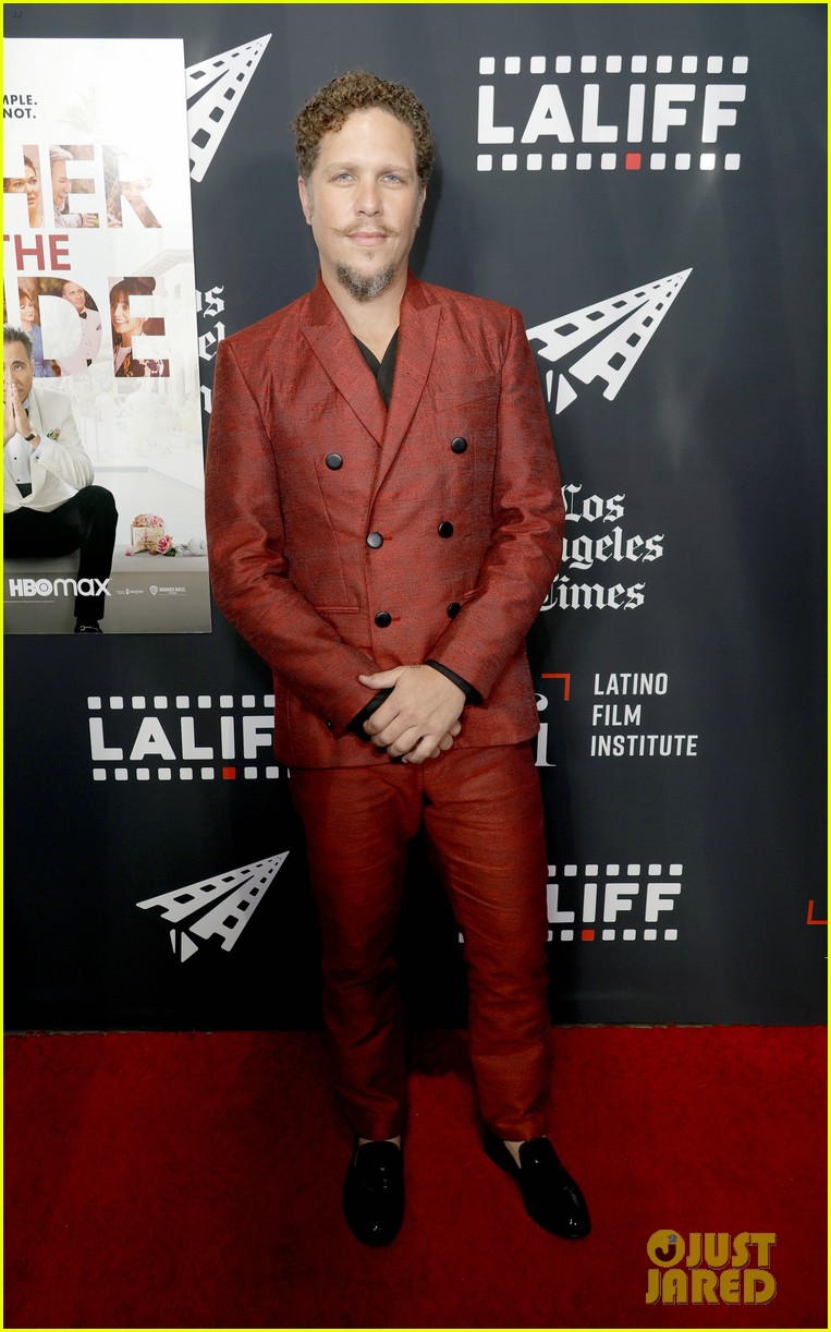 Father of The Bride's Adria Arjona Received A 'Special Message' From ...