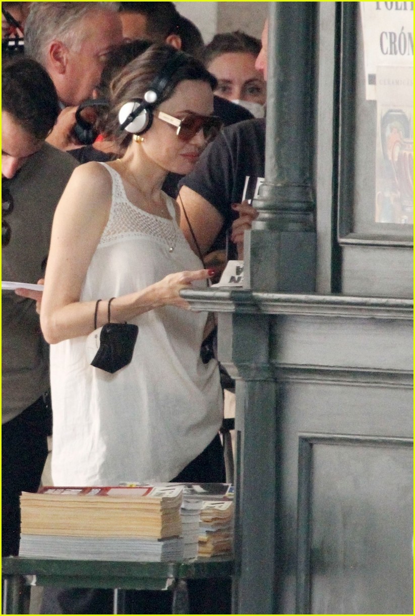 Angelina Jolie Is Hard at Work Directing Her New Movie in Italy: Photo ...