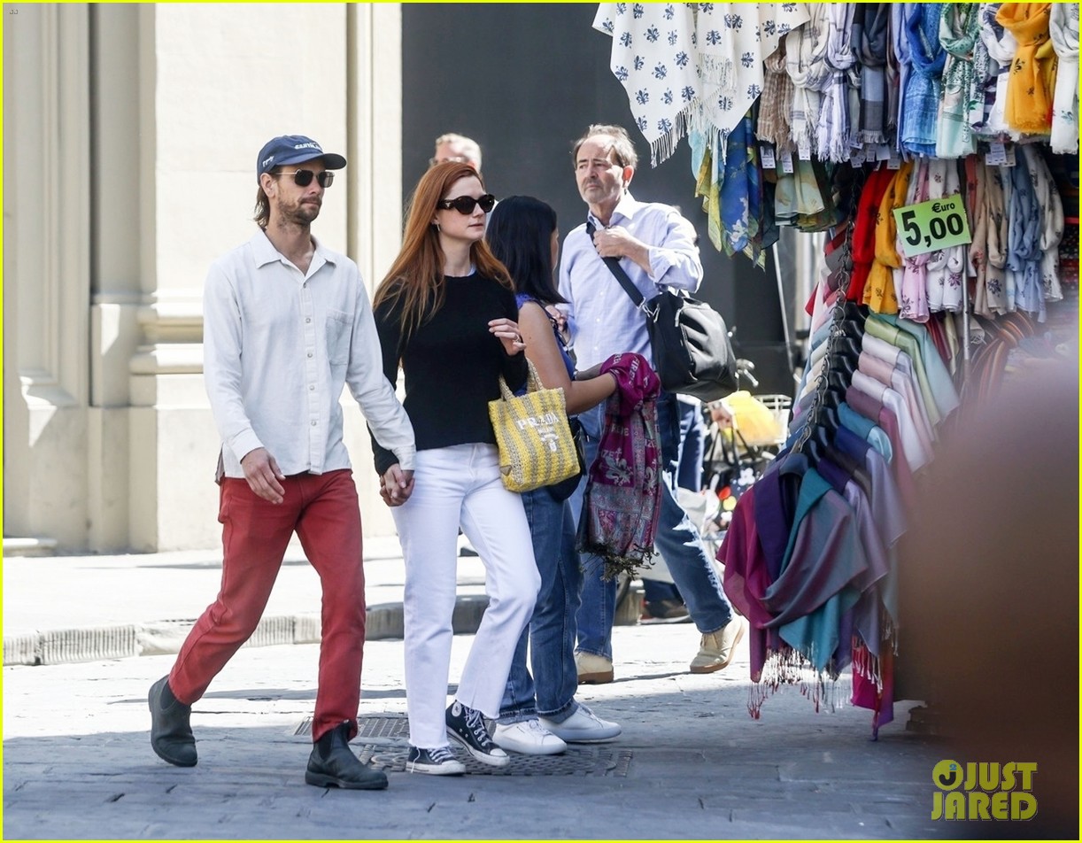 Bonnie Wright & Husband Andrew Lococo See The Sights of Florence ...