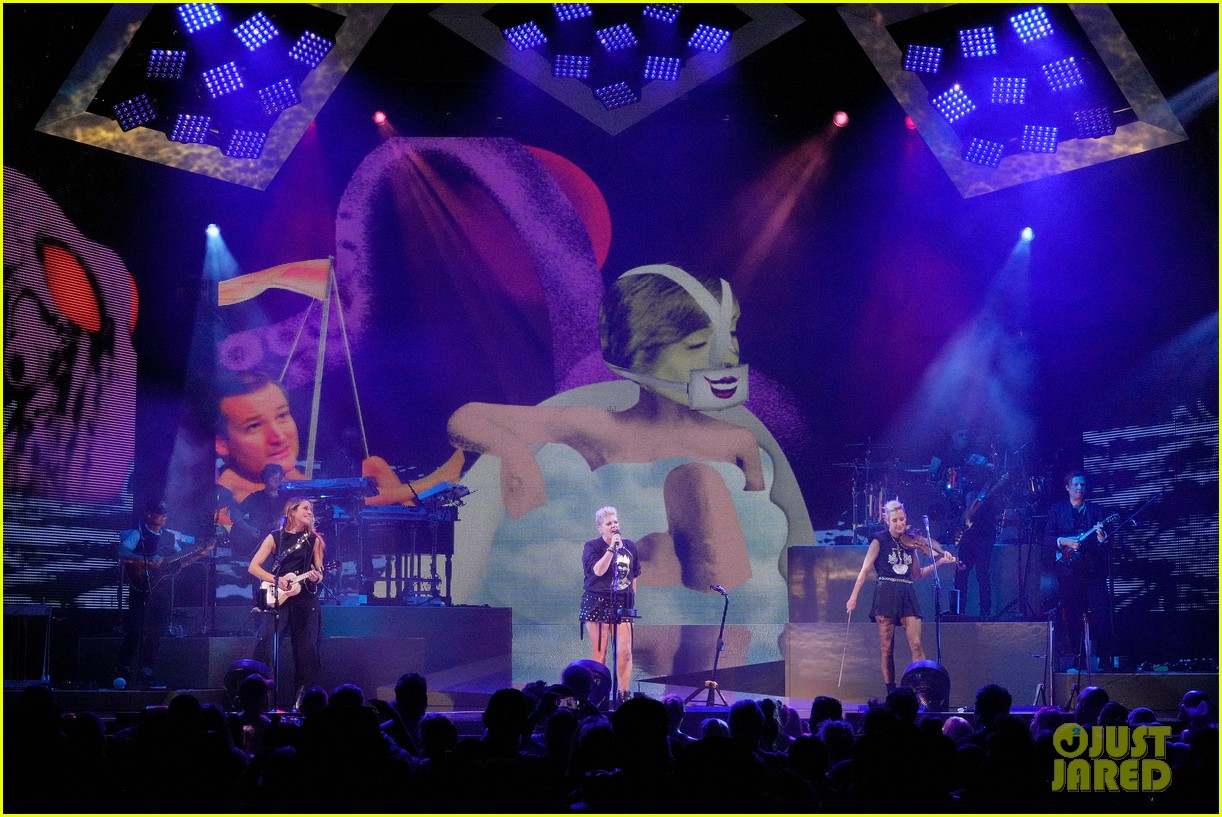 The Chicks 2022 Tour - Set List Revealed for Summer Shows!: Photo ...