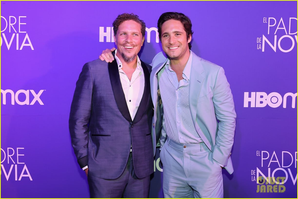 Gloria Estefan & Andy Garcia Join Adria Arjona & Diego Boneta at ...