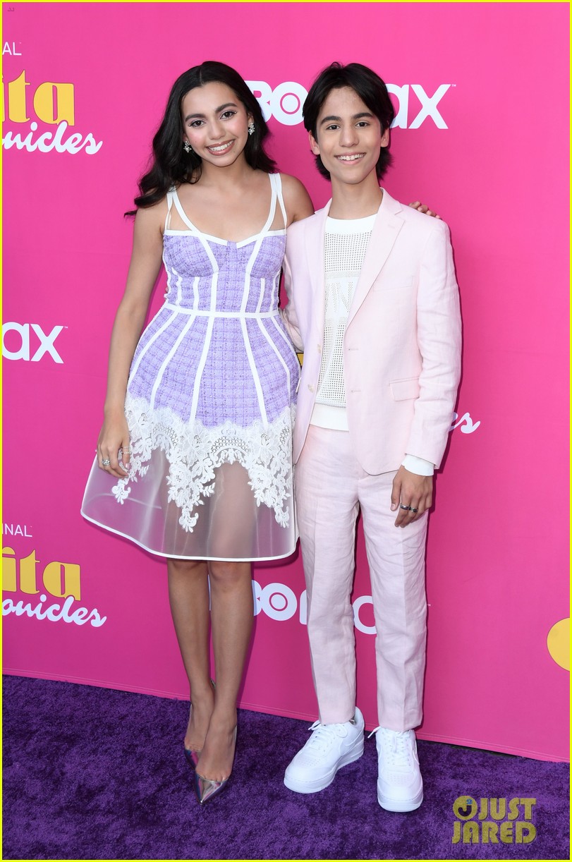 Eva Longoria & Zoe Saldana Join The Cast Of 'Gordita Chronicles ...