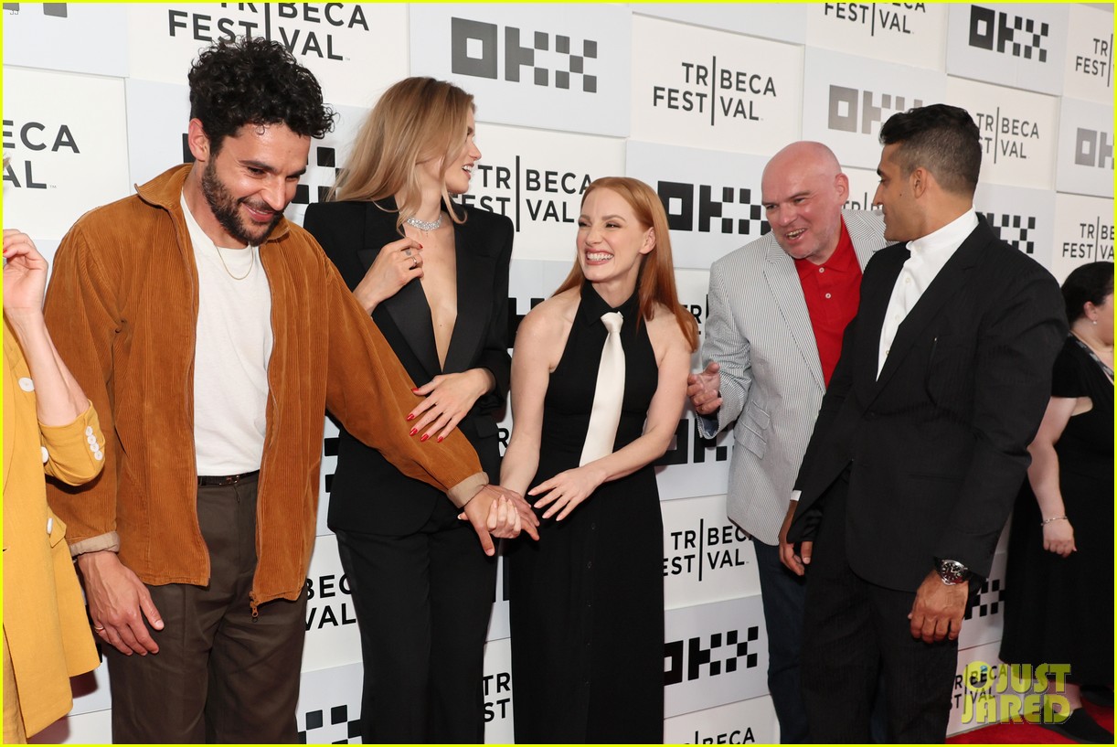 Jessica Chastain Rocks White Tie Dress For 'The Forgiven's Tribeca ...