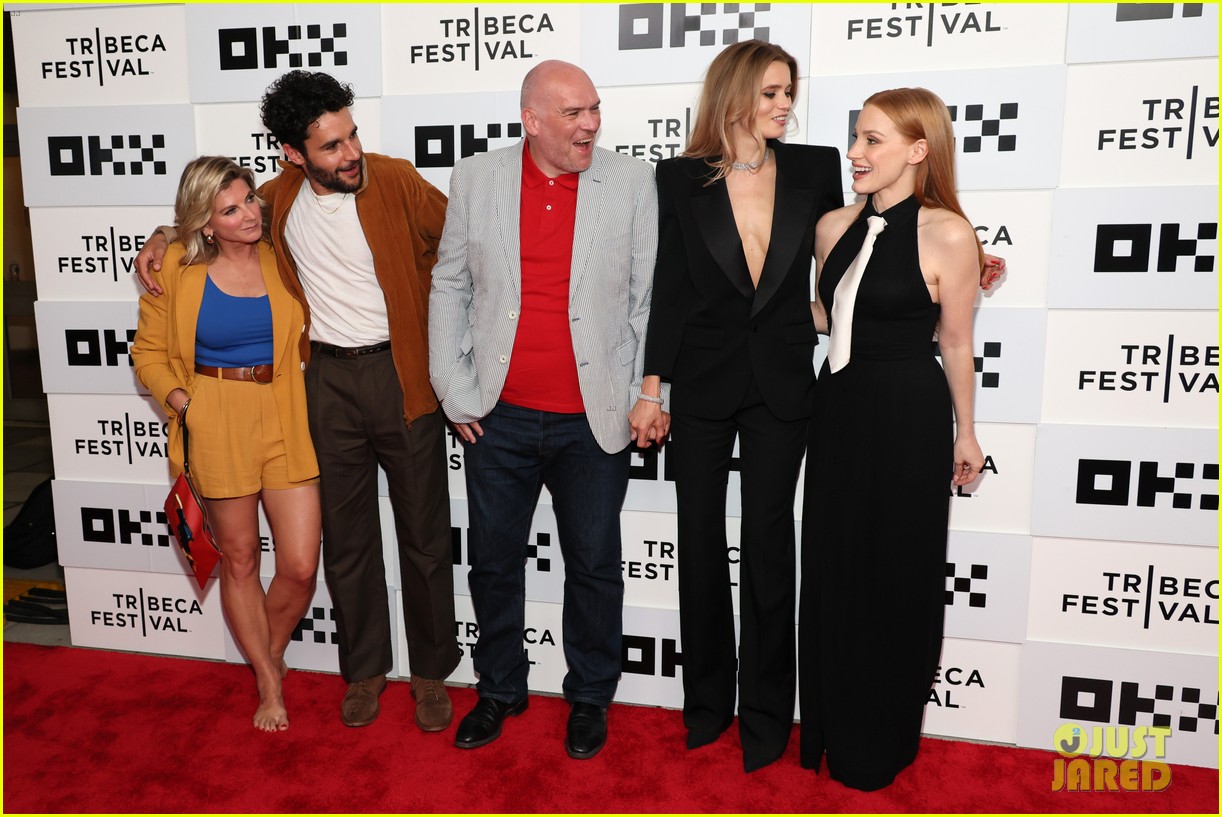 Jessica Chastain Rocks White Tie Dress For 'The Forgiven's Tribeca ...