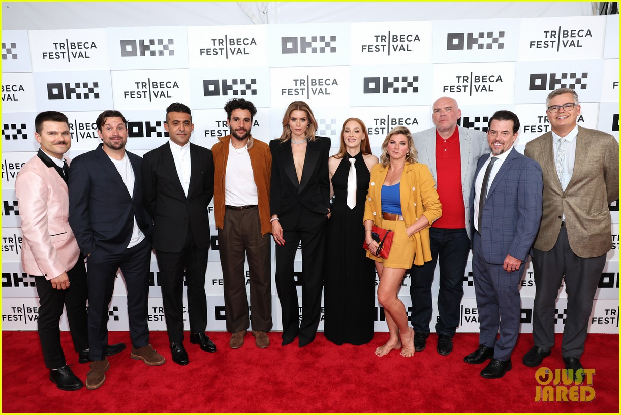 Jessica Chastain Rocks White Tie Dress For 'The Forgiven's Tribeca ...