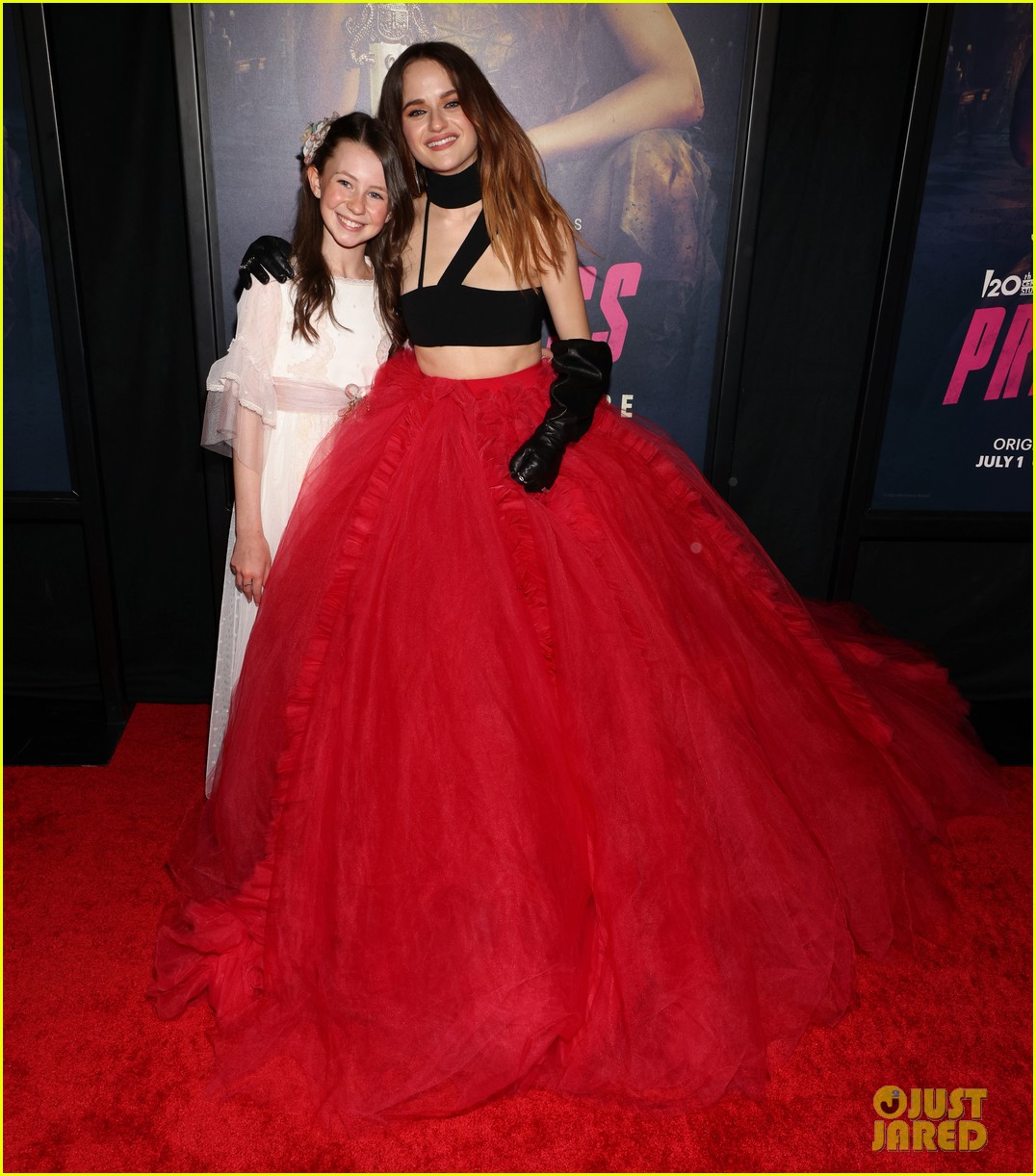 Joey King Slays the Red Carpet at Her 'The Princess' Movie Premiere in ...