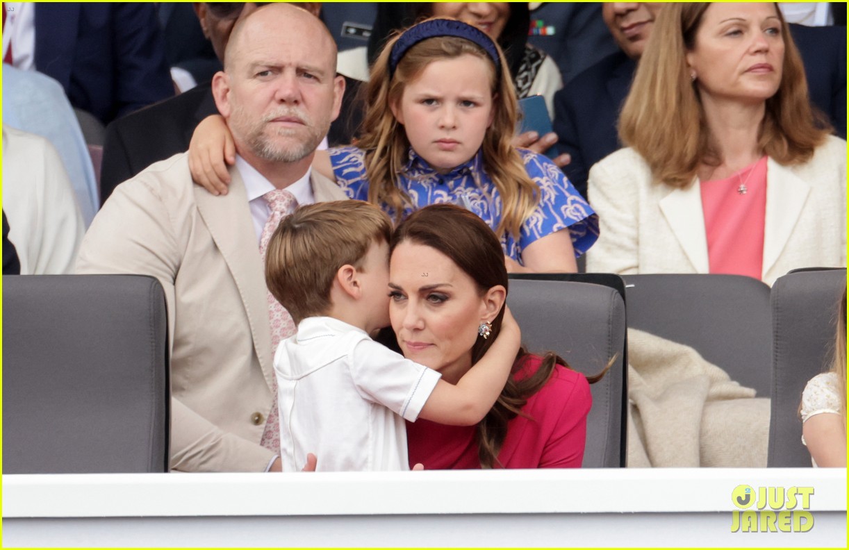 Prince Louis Once Again Steals The Show at Platinum Jubilee - See His ...