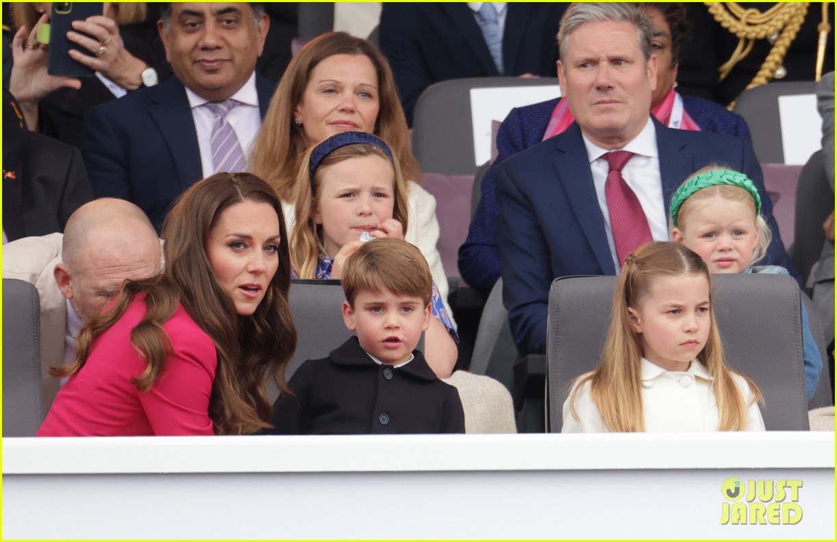 Prince Louis Once Again Steals The Show at Platinum Jubilee - See His ...