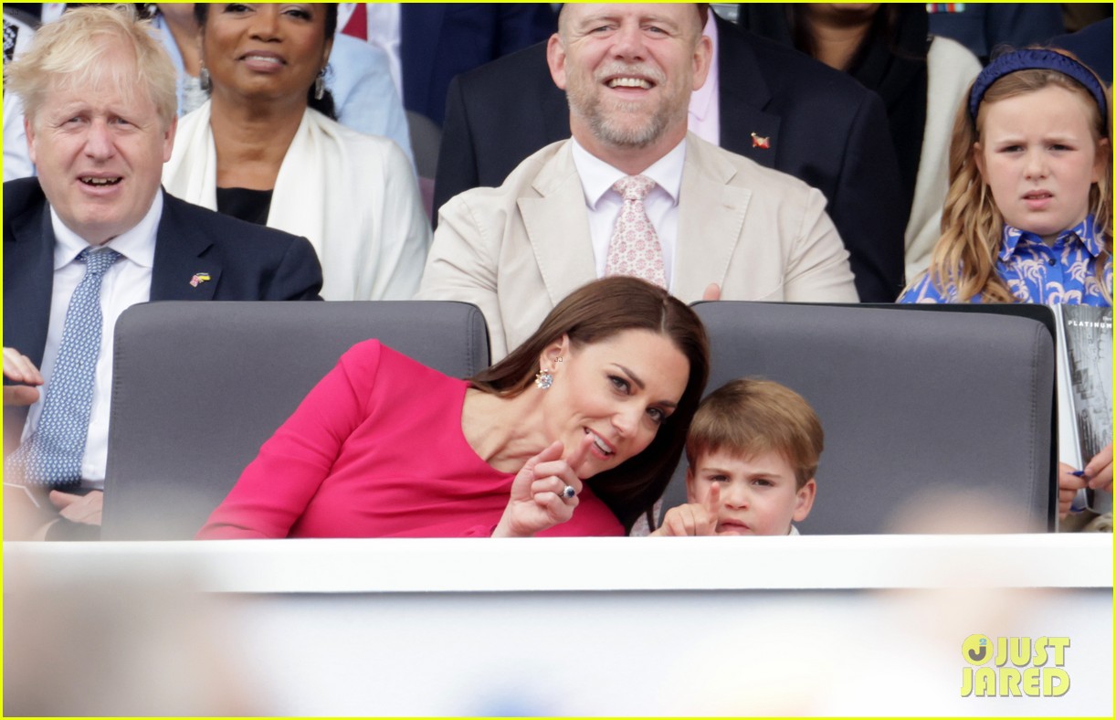 Prince Louis Once Again Steals The Show at Platinum Jubilee - See His ...