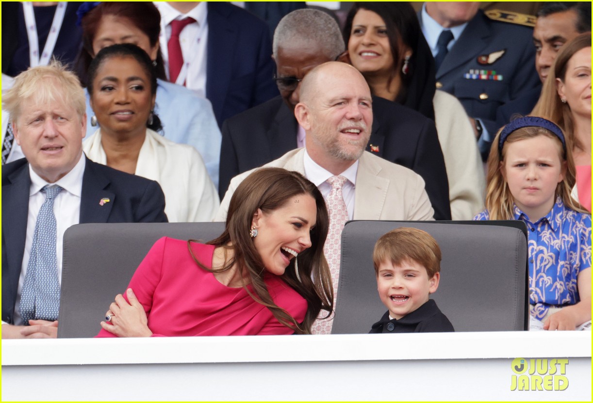 Prince Louis Once Again Steals The Show at Platinum Jubilee - See His ...