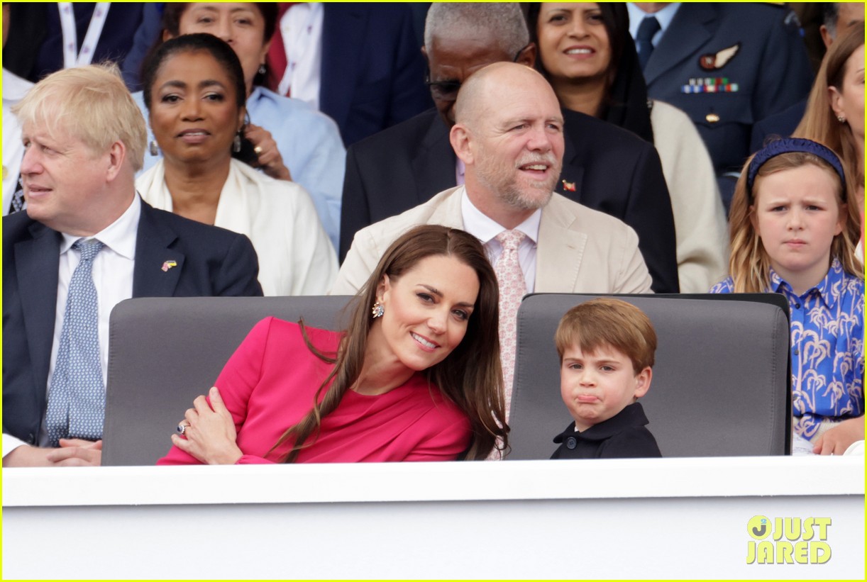 Prince Louis Once Again Steals The Show at Platinum Jubilee - See His ...