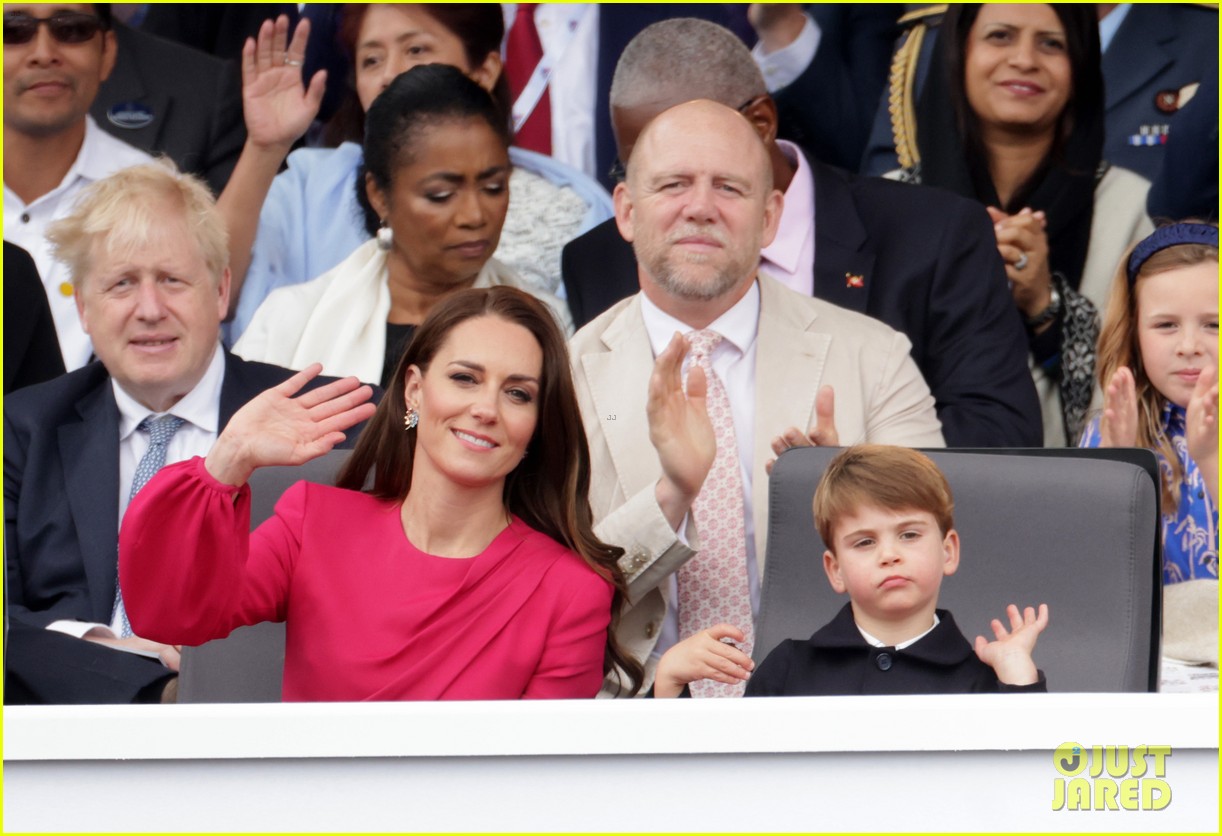 Prince Louis Once Again Steals The Show at Platinum Jubilee - See His ...