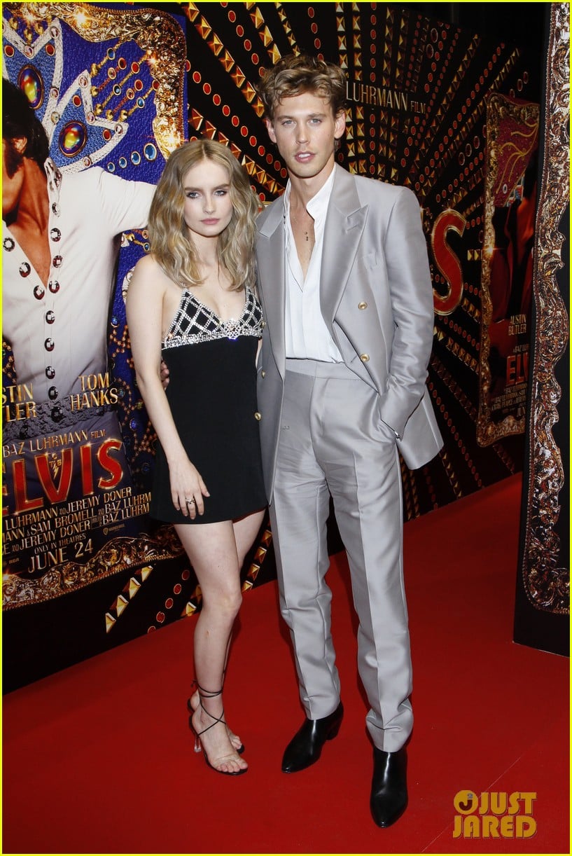 Olivia DeJonge Opens Up About Her Transformation Into Priscilla Presley ...