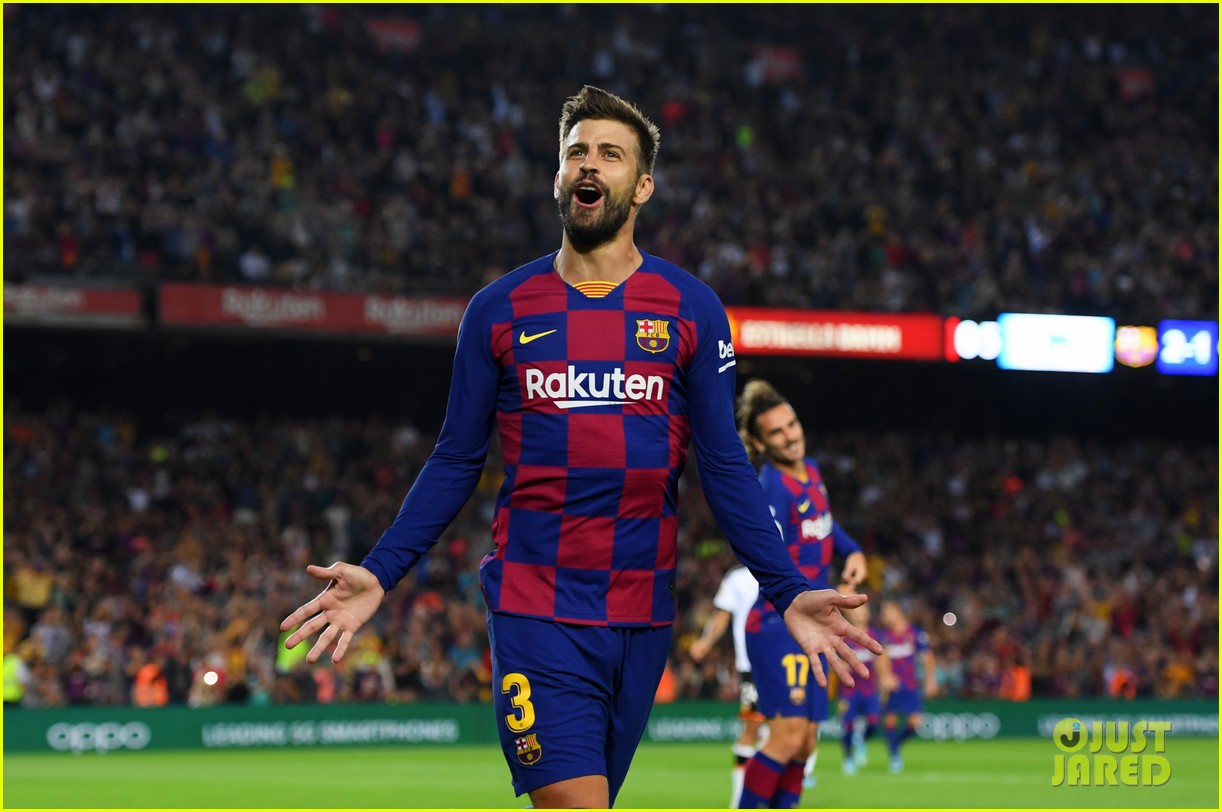 Gerard Pique Is 'Suffering' Amid Split from Shakira, Says President of ...