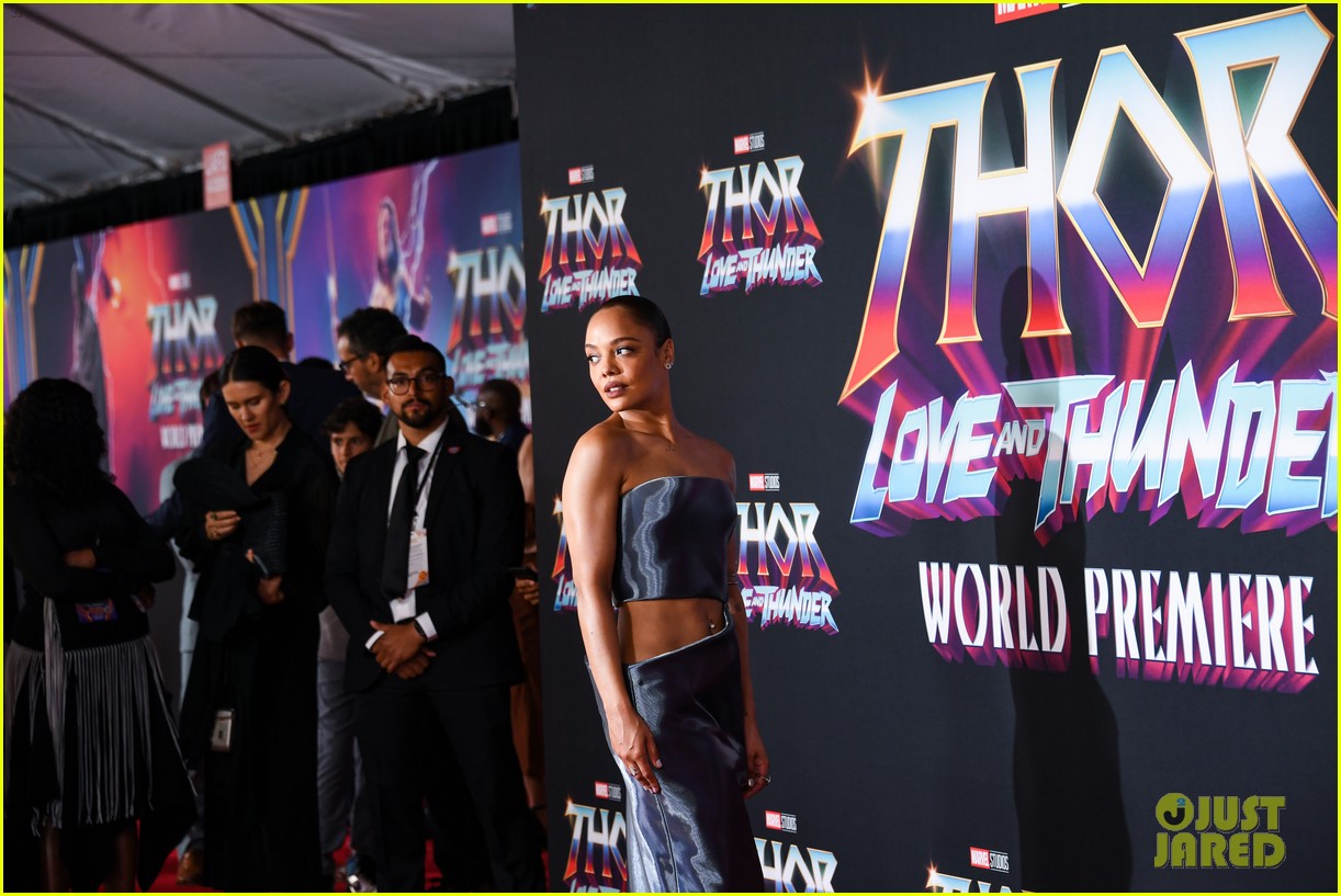 Natalie Portman & Tessa Thompson Bring the Glamour to 'Thor: Love ...