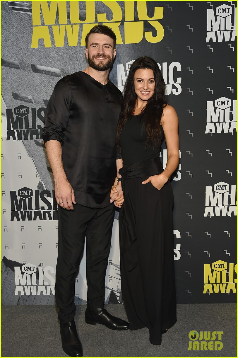 Sam Hunt & Hannah Lee Fowler Welcomed A Baby Girl Last Month - Find Out ...