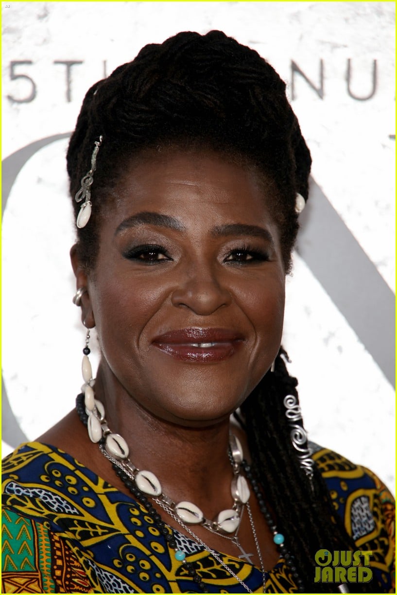 Photo: sharon d clarke tony awards carpet 2022 07 | Photo 4774208 ...