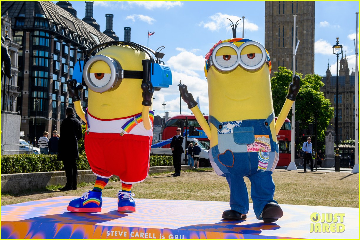 Steve Carell & His Fave Minions, Kevin & Stuart, Promote 'Minions: The ...