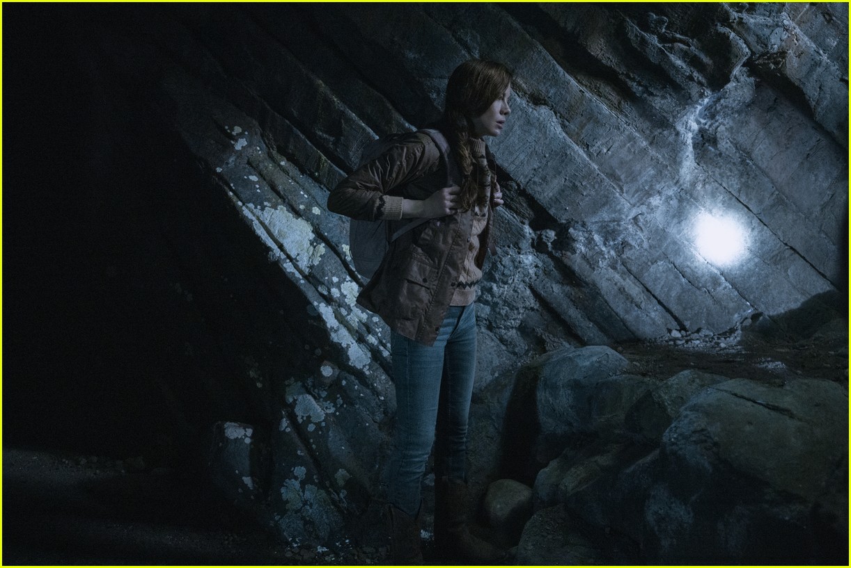 Michelle Monaghan Portrays Twins Who Carry a Big Secret in 'Echoes ...